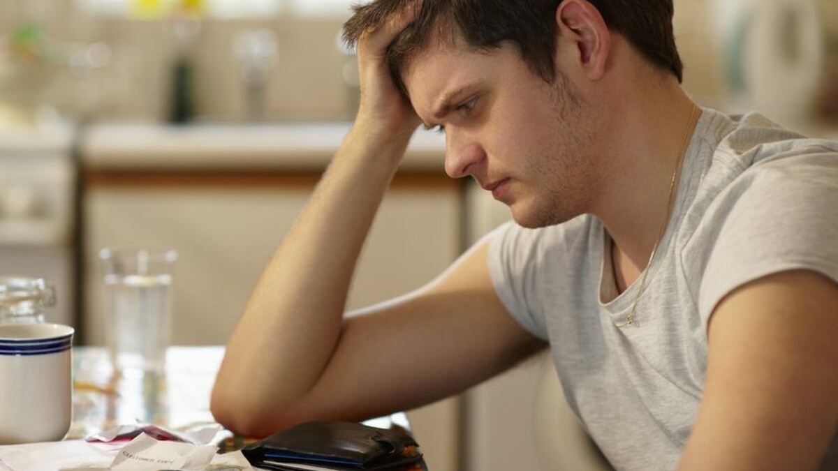 Simple routines quietly keeping people stuck — are your daily habits ...