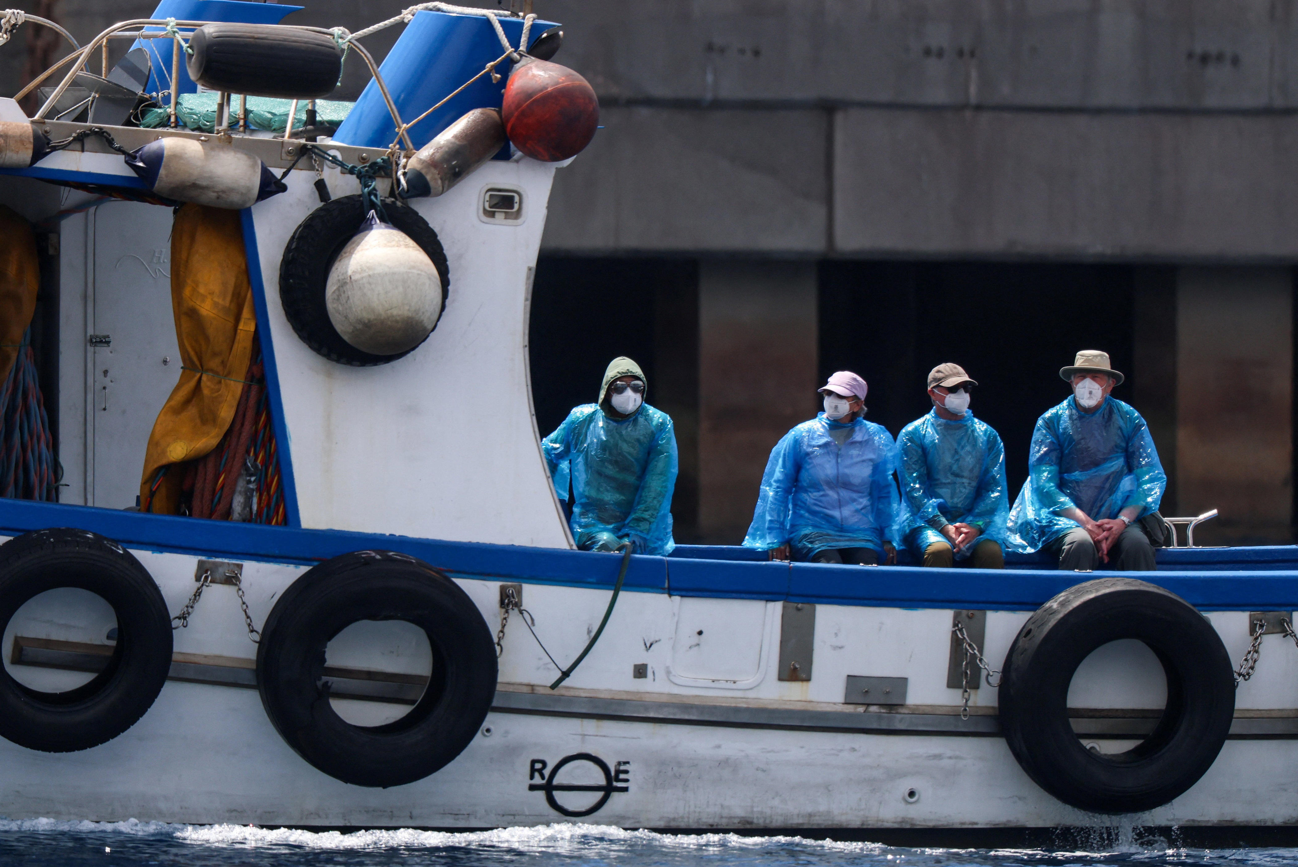 Hantavirus poses 'low' risk to public as US ship passengers return
