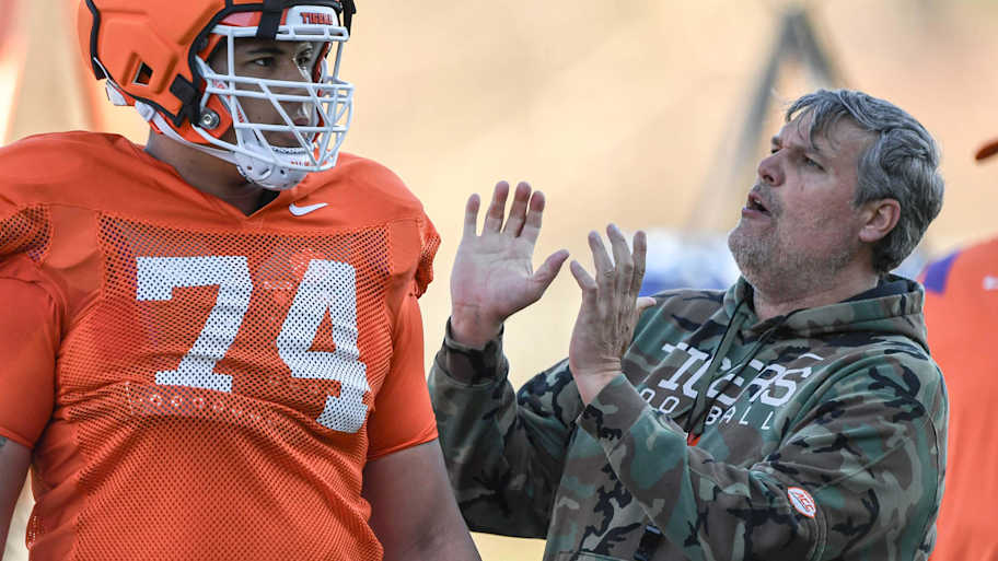 Clemson among top six for four-star offensive lineman