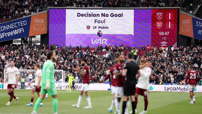 Rio Ferdinand strongly criticizes VAR call in Arsenal vs West Ham clash