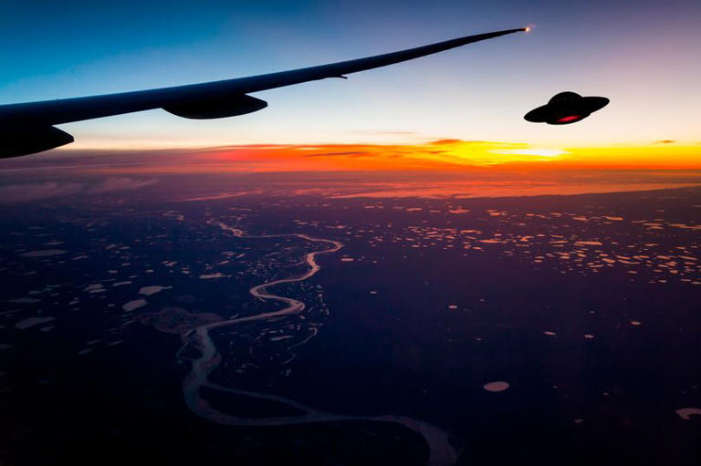 Jet2 pilot issues verdict on UFO sightings during flights