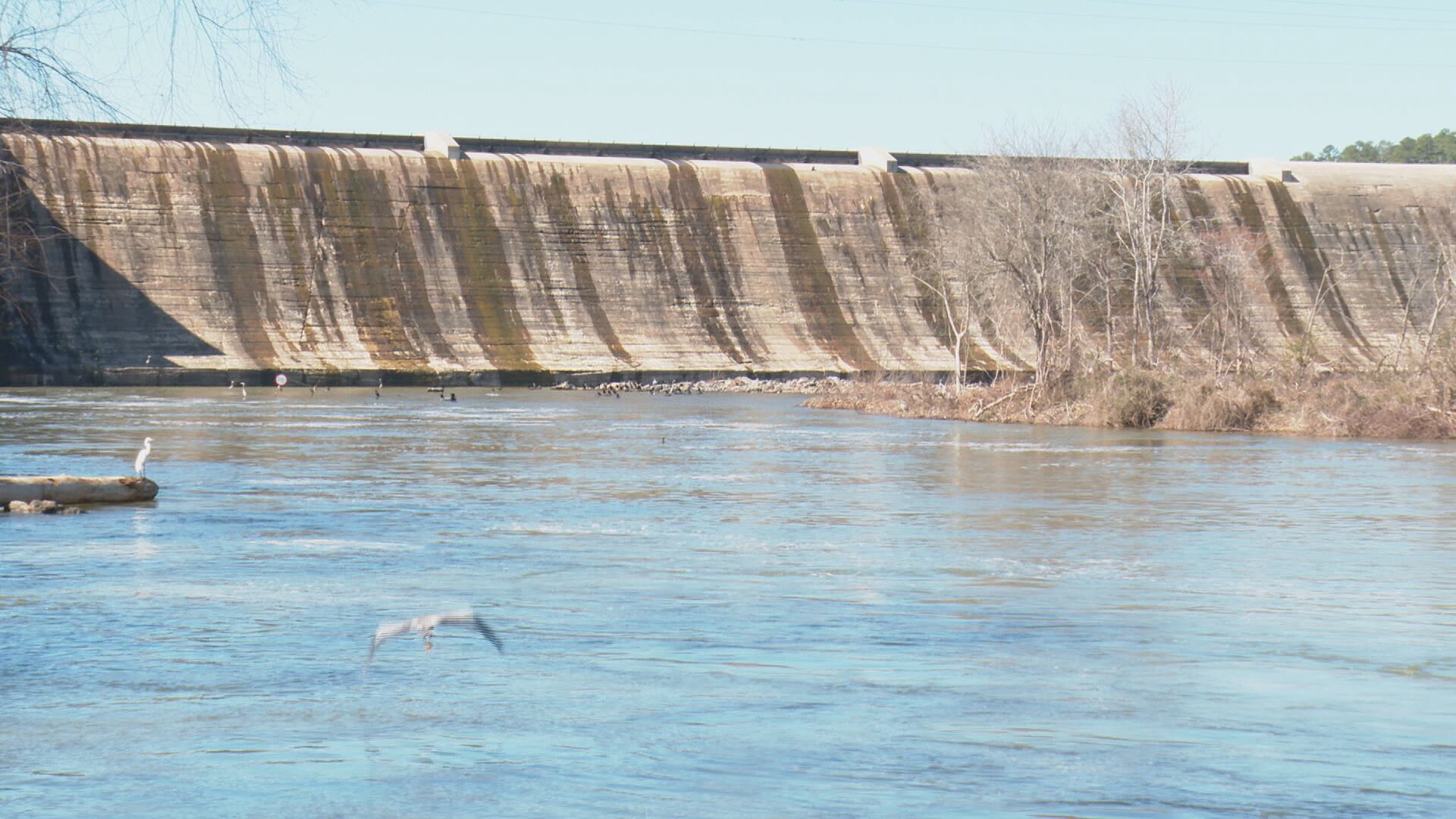 Coroner IDs fisherman pulled from Wateree River in Kershaw County