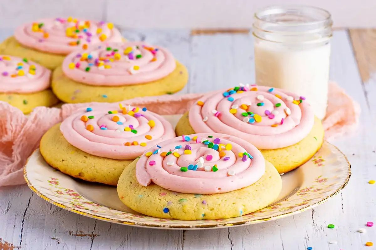 Recreate iconic sweet treats: Our 8 best copycat dessert recipes