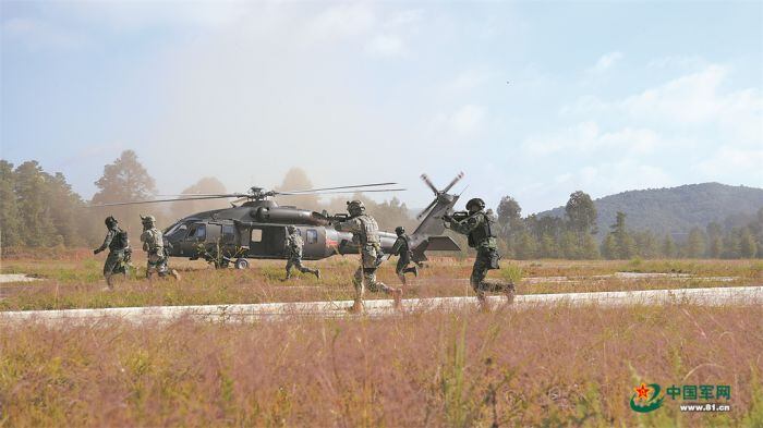 Thailand balances US., Chinese military exercises with dual strategy
