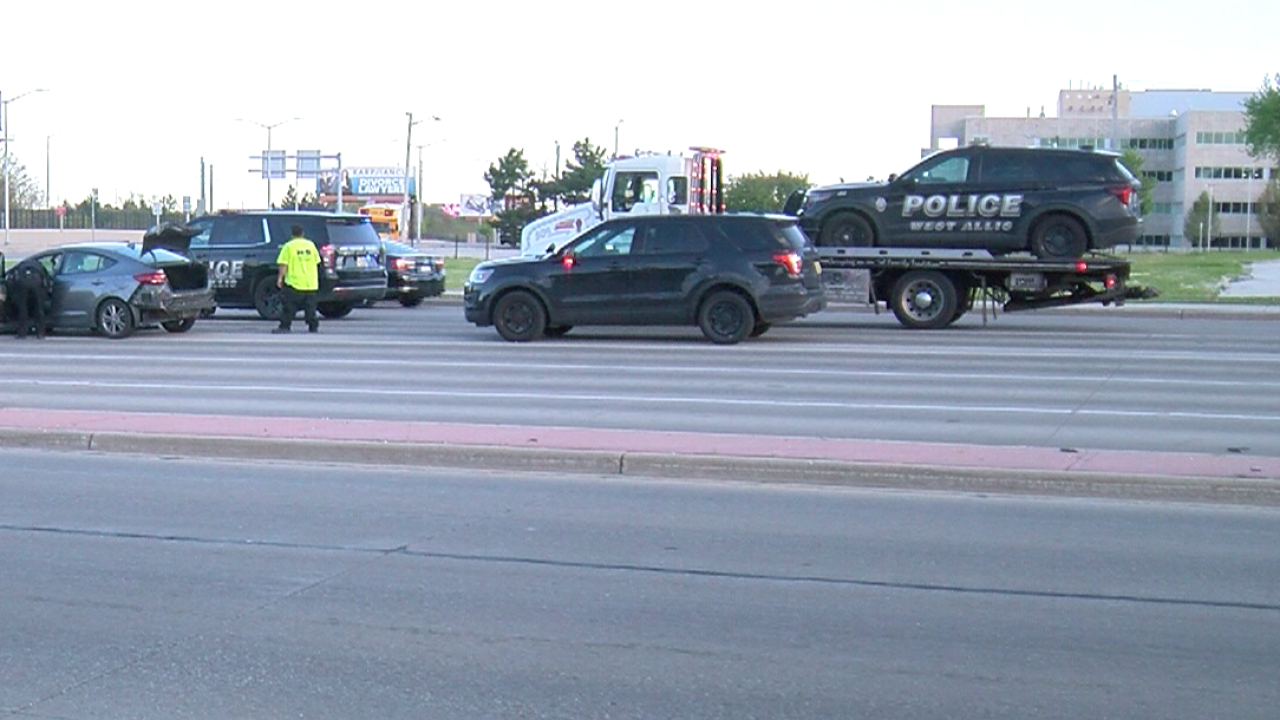 Stolen car chase ends in crash, vehicle sideswipes Wauwatosa fire truck