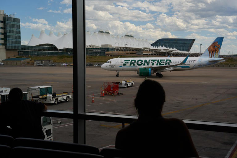 Gun magazine found on Frontier flight at Denver International Airport