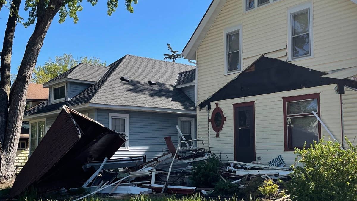 Fatal crash sends Metro Transit bus into Minneapolis house
