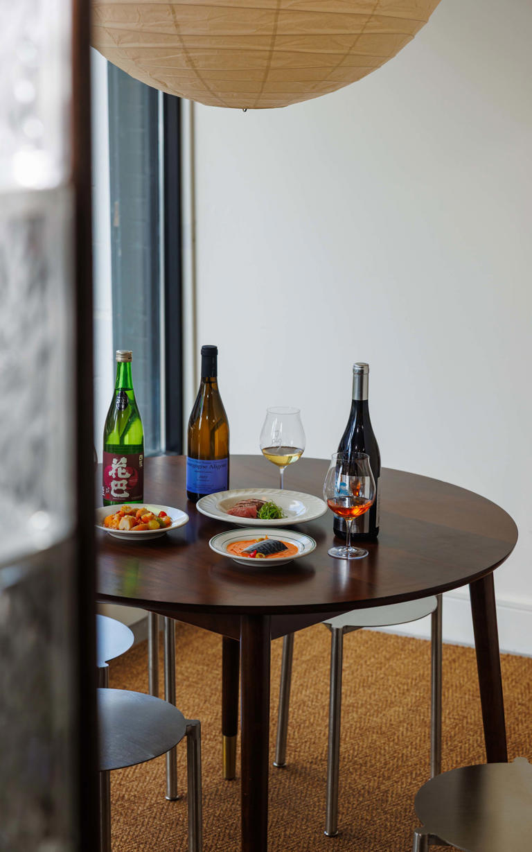 This new bar in Little Italy pairs Chinese food with wine and sake