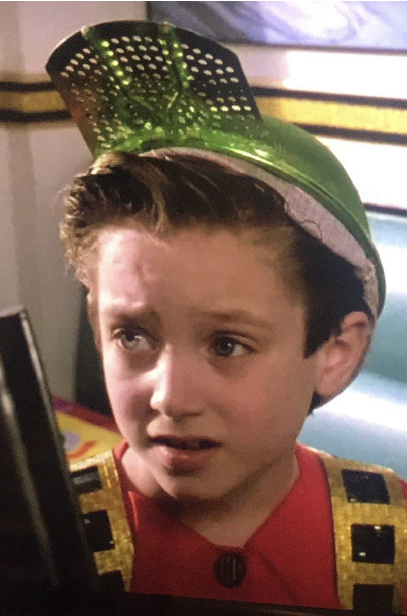 10 forgotten cameos of actors before they became famous