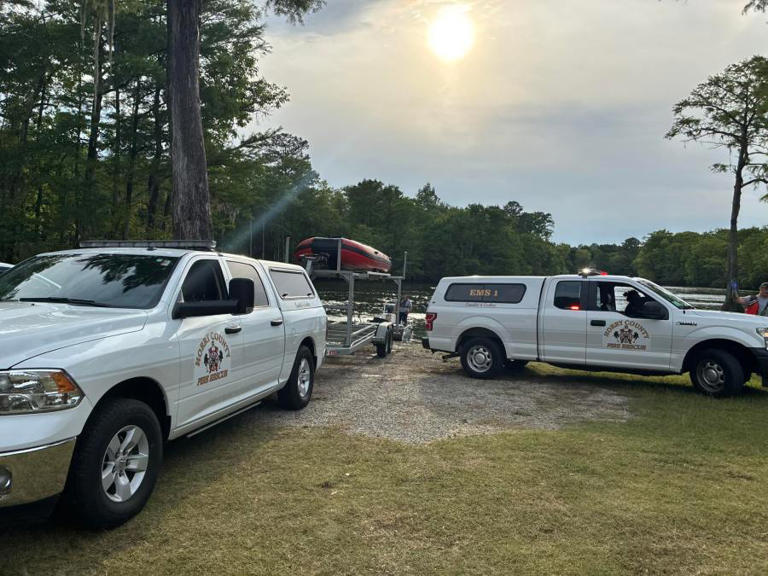 Coroner identifies 19-year-old killed in boat crash along Waccamaw ...