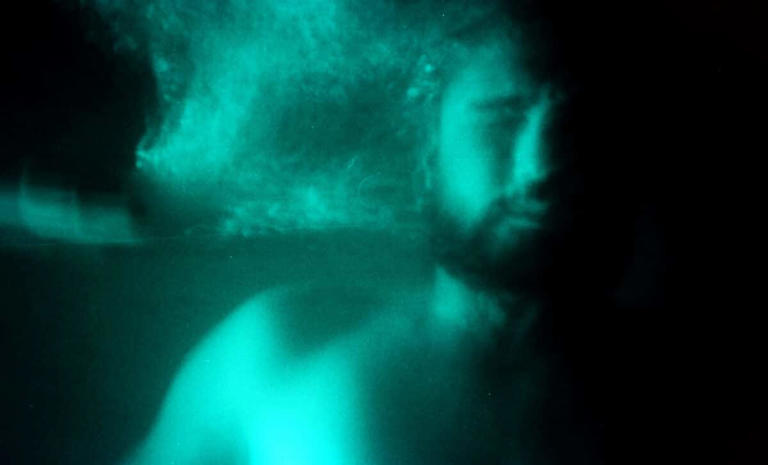 This engineer lived 22 feet below the ocean for 100 days. His body came ...