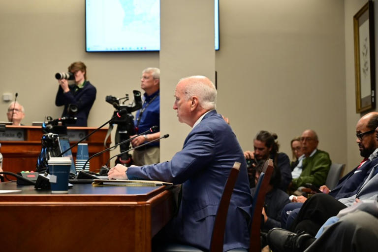 Senate panel aims to draw new congressional maps this week amid ...