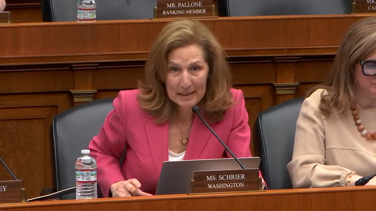 'It's been sitting idle': Kim Schrier exposes Chris Wright, Trump ...