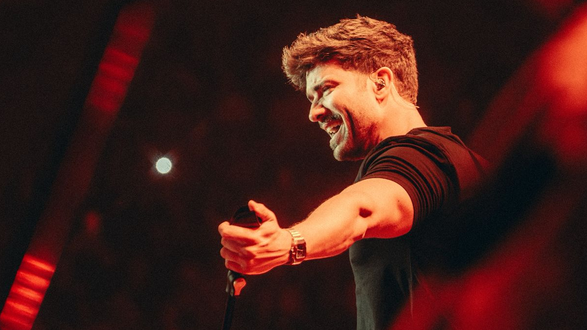 Así suena 'Tiempos bonitos', la nueva canción de Pablo Alborán