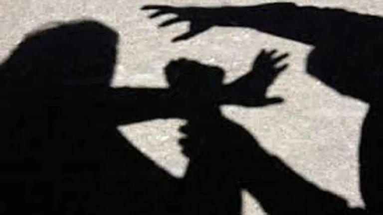 Delhi Education Directorate issues show cause notice to school over ...