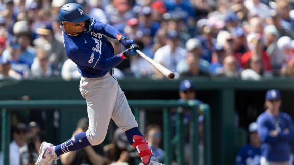 Fantasy baseball: Betts back for Dodgers and other Monday news