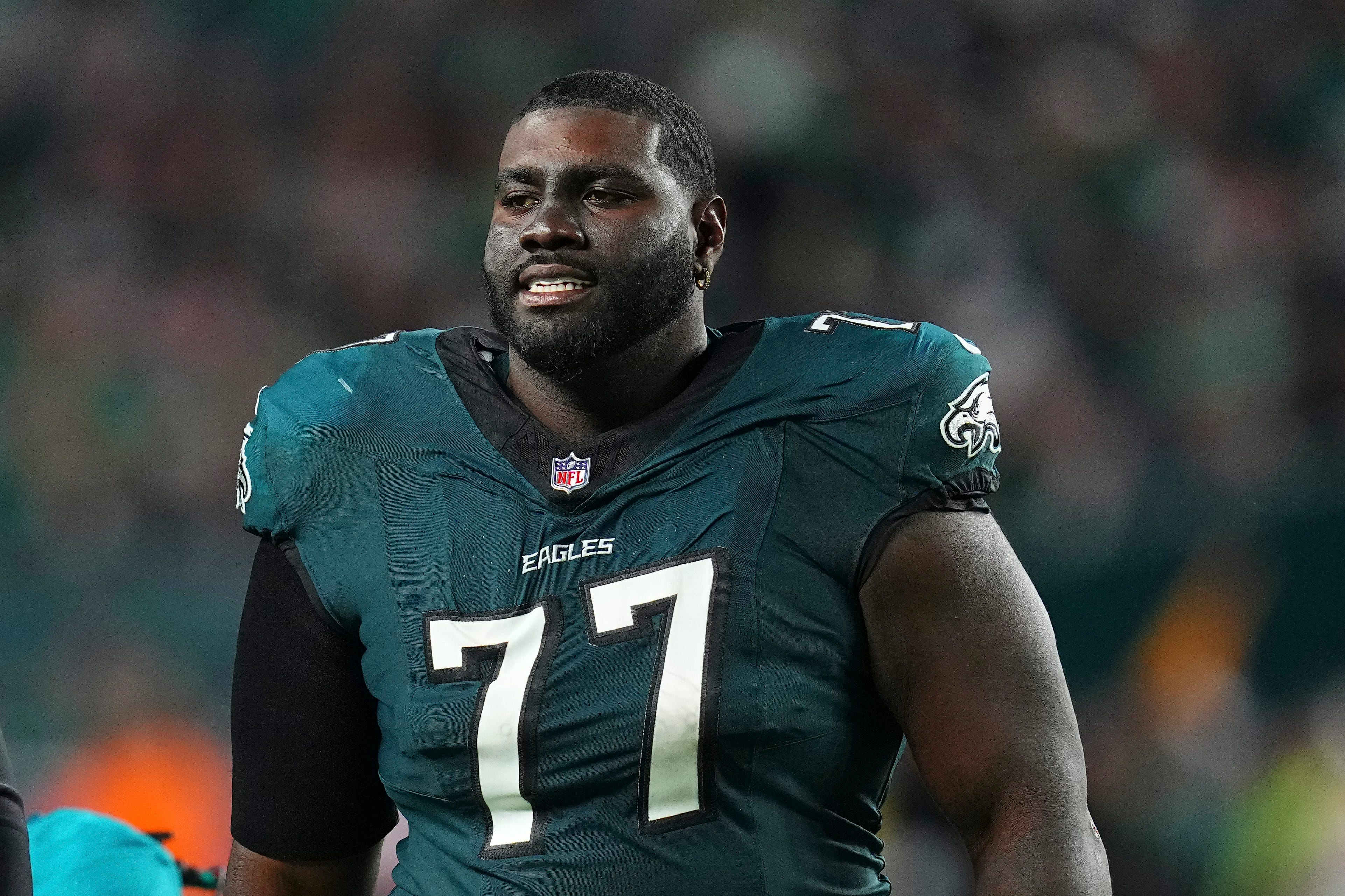 Eagles again urged to gamble on Mekhi Becton reunion