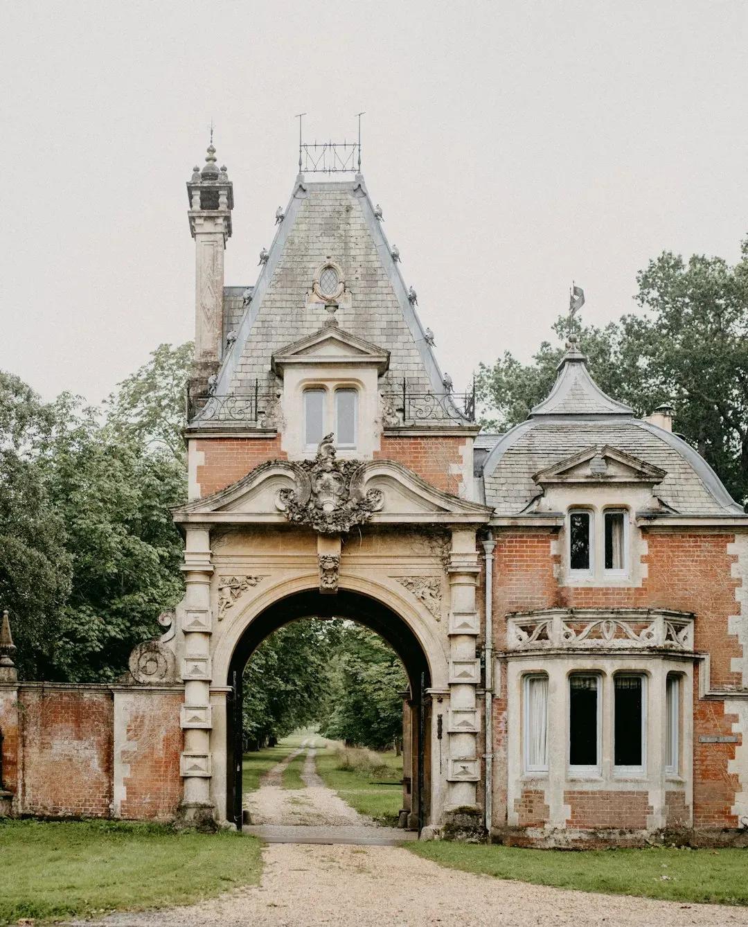 18 details you only see in homes built for private wealth