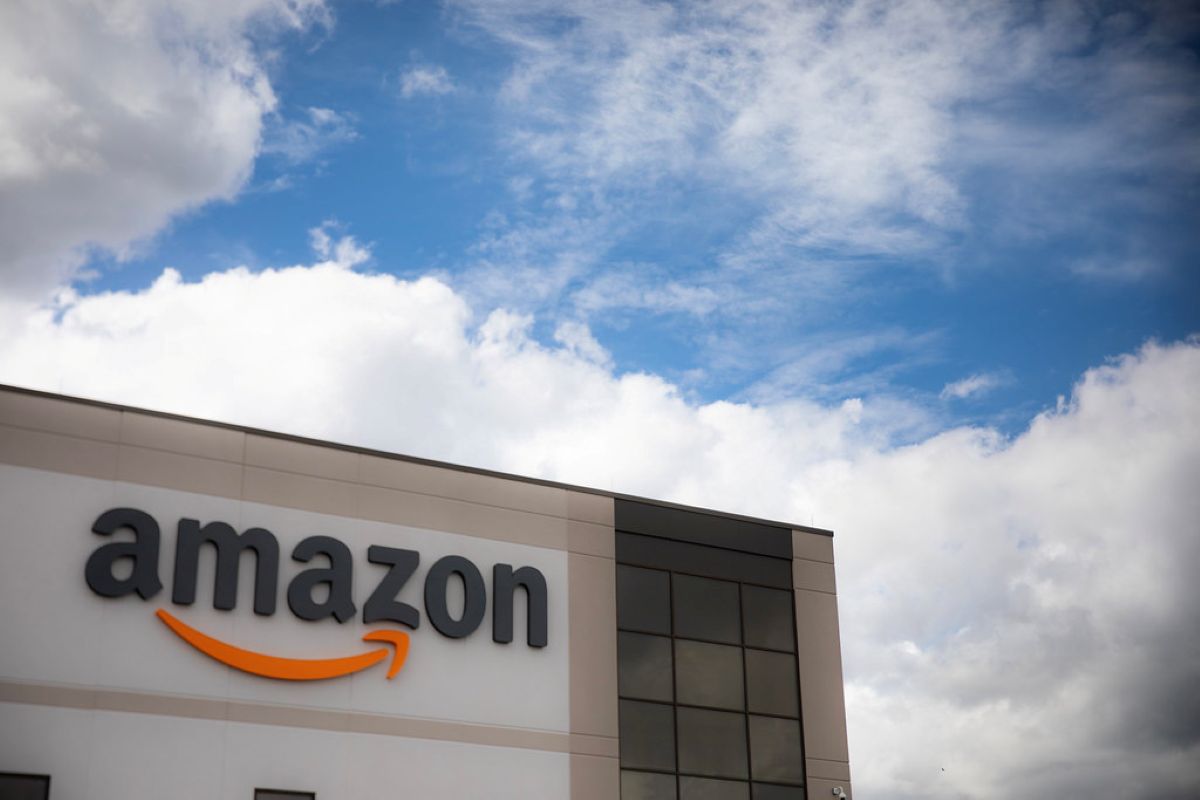 Amazon's $4B Chile data center goes ahead, residents lose environmental ...