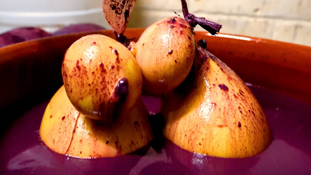 How is caciocavallo ubriaco made?