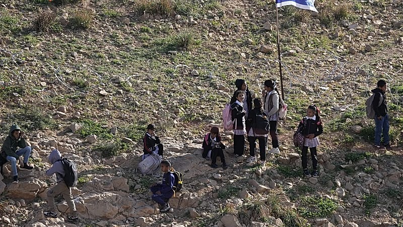 EU approves sanctions on Israeli settlers after Hungarian backing