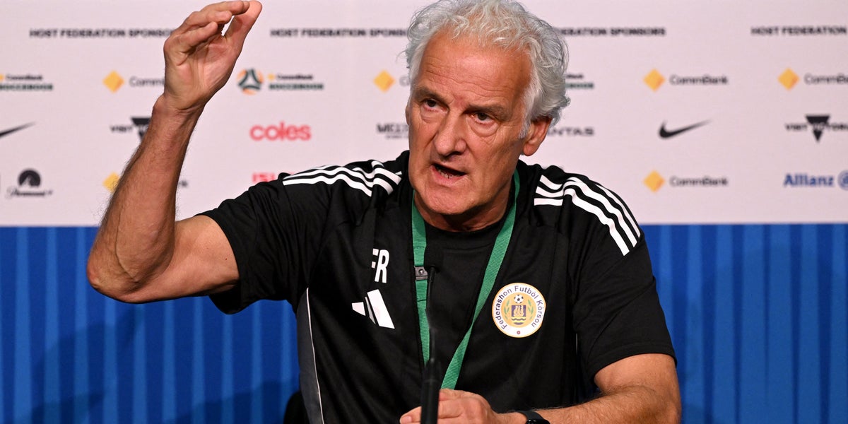 Coach resigns from World Cup team just a month before tournament starts