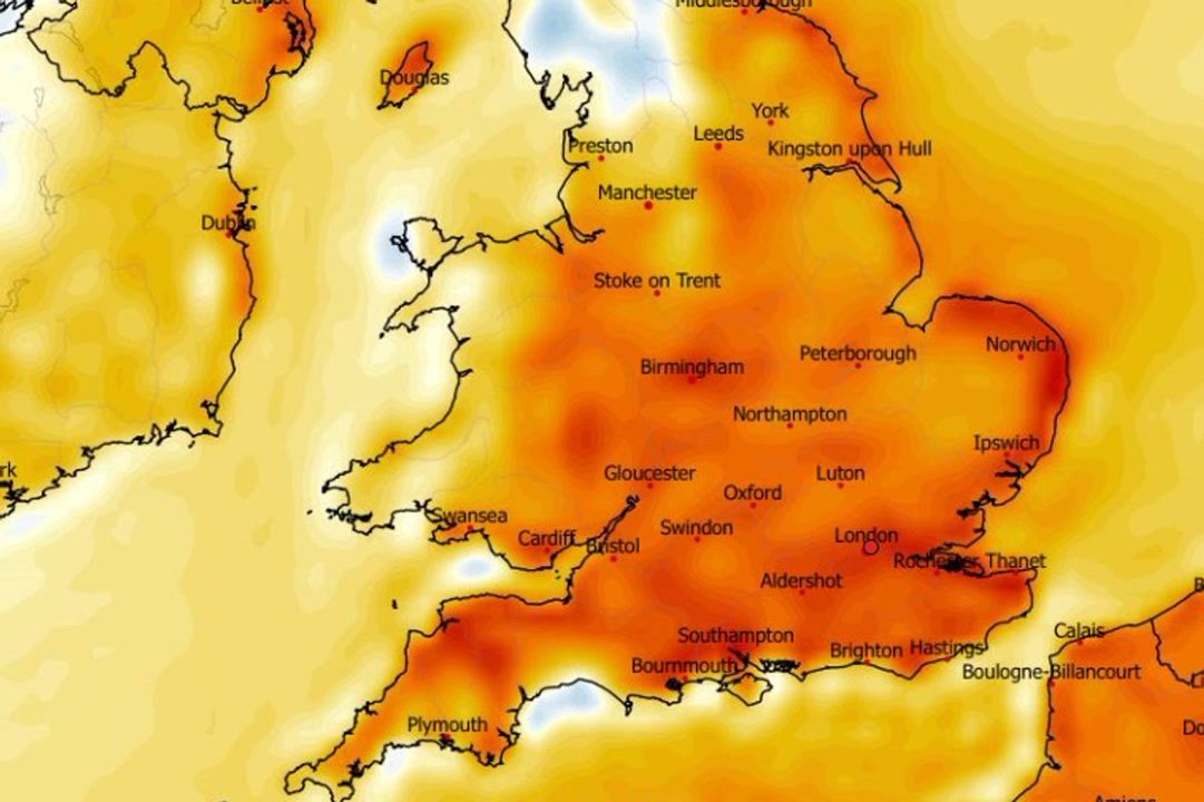 UK maps show 24C heat across 35 counties