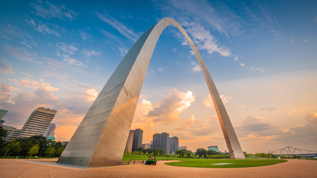 America’s tallest monument lives in its smallest national park and it’s ...