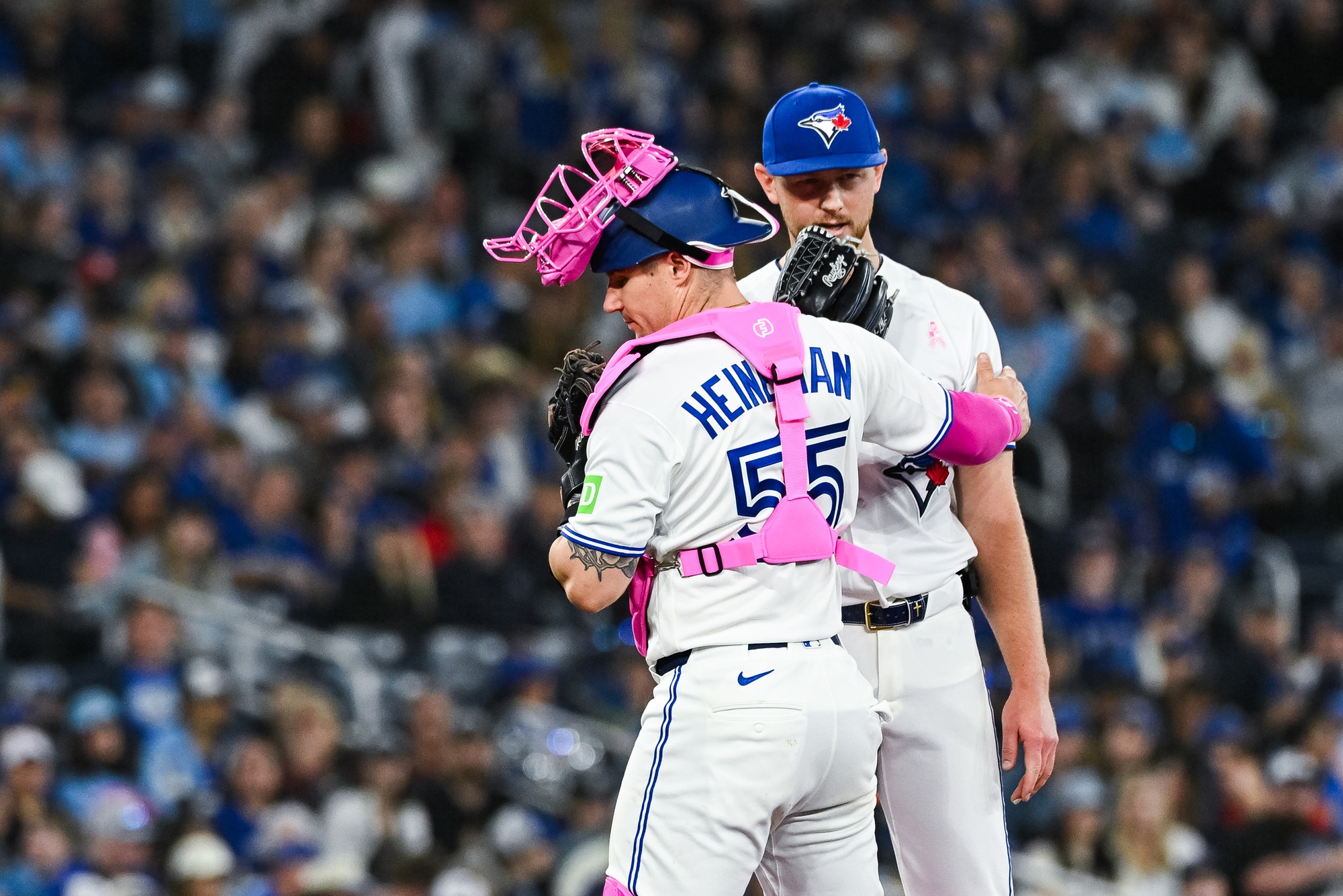 Blue Jays cut postseason hero after 5 losses in first 8 games