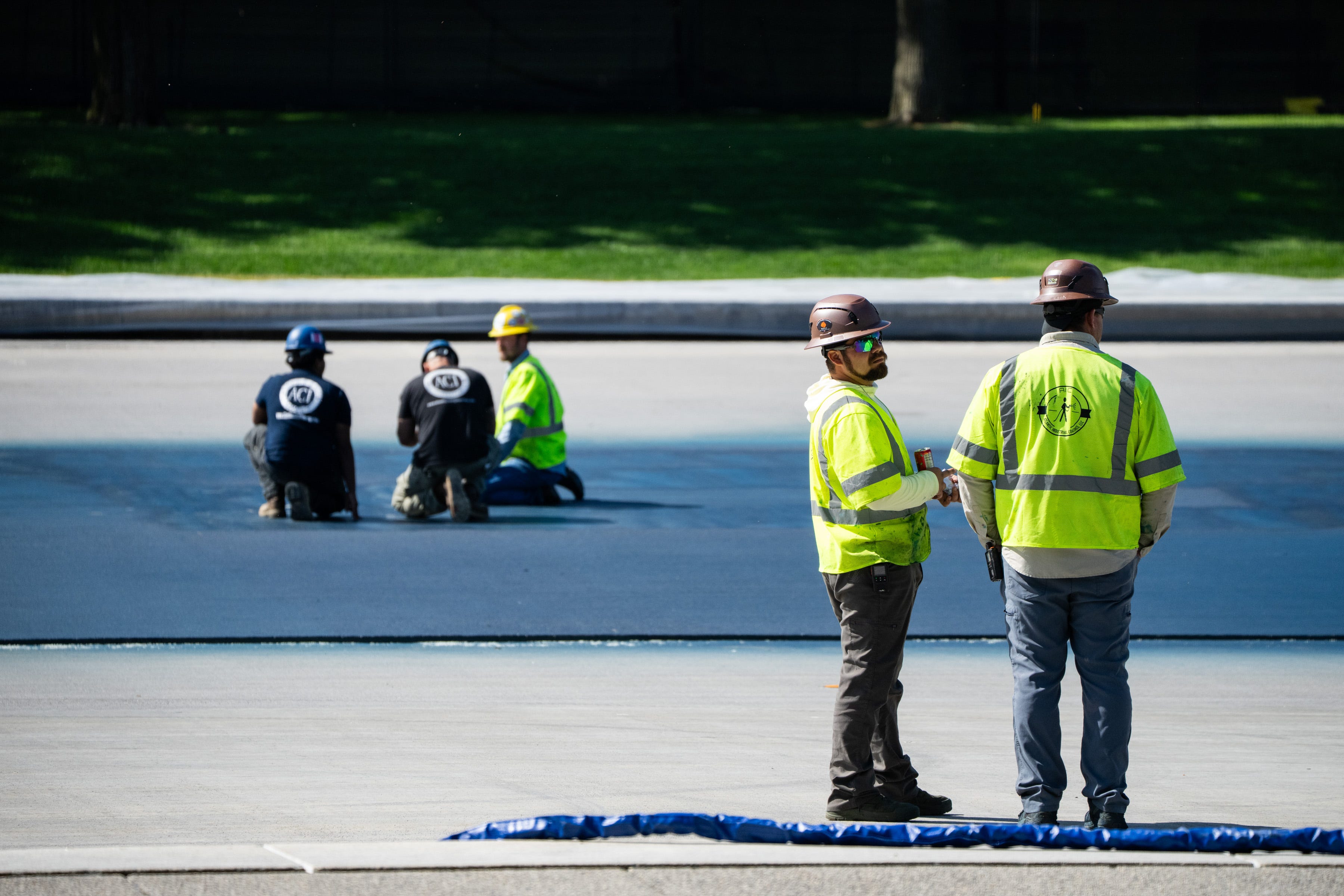 When will the painting of the Lincoln Memorial Reflecting Pool be done?