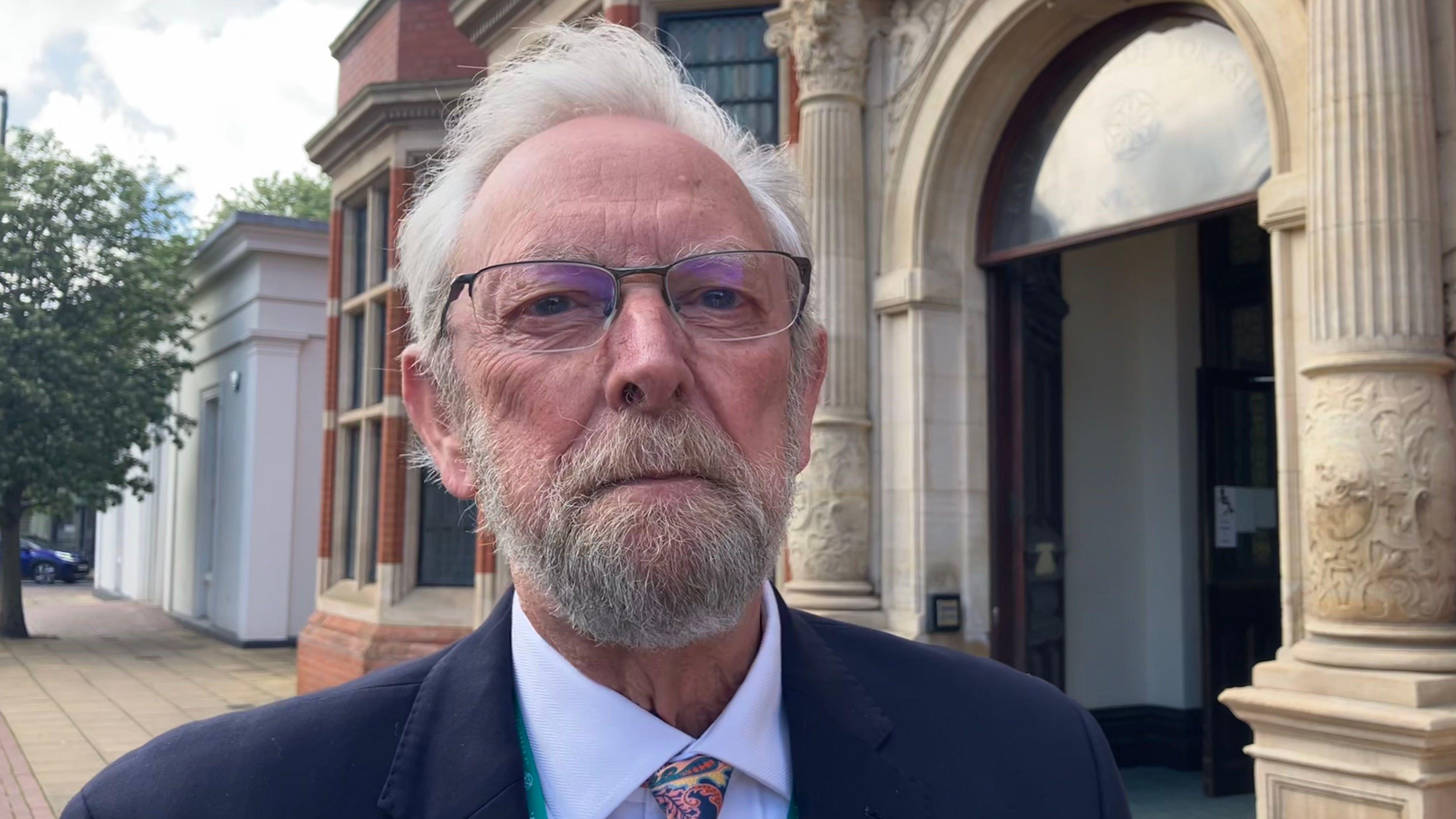 Council urges pause on hospital ward closure plans