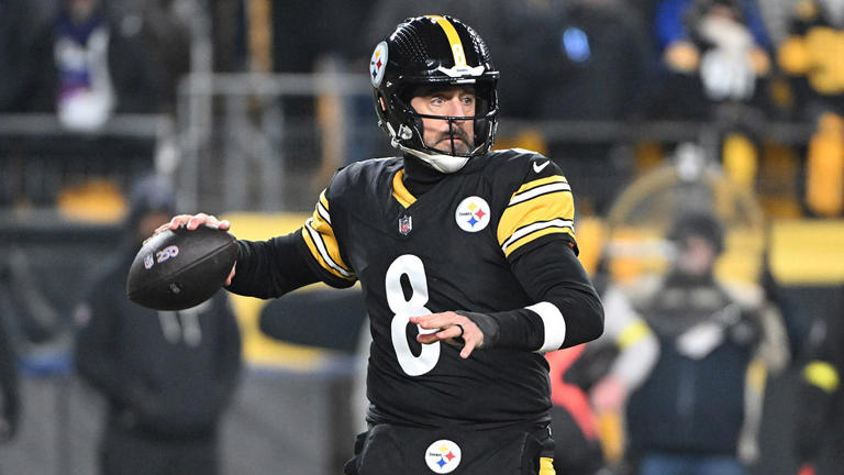 Aaron Rodgers never met with Steelers despite rumor-filled weekend as ...