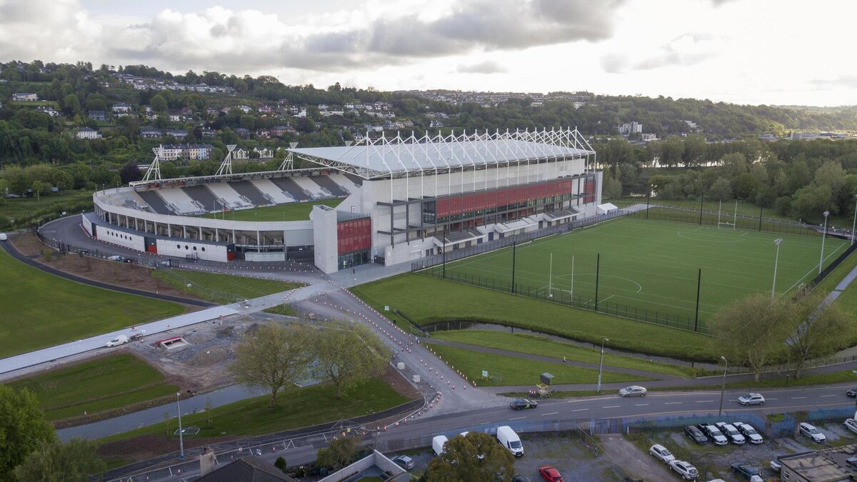 Cork locals object to council's go-ahead for bus drop-off area at Páirc ...