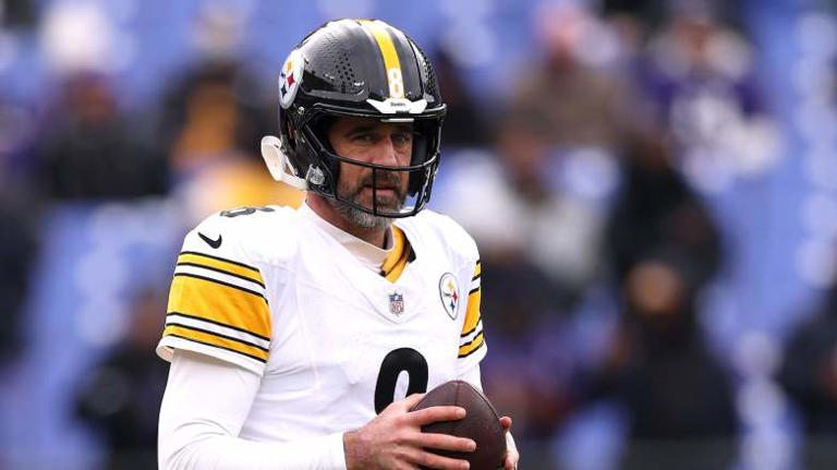 Pat McAfee reveals Aaron Rodgers’ thoughts on Steelers future