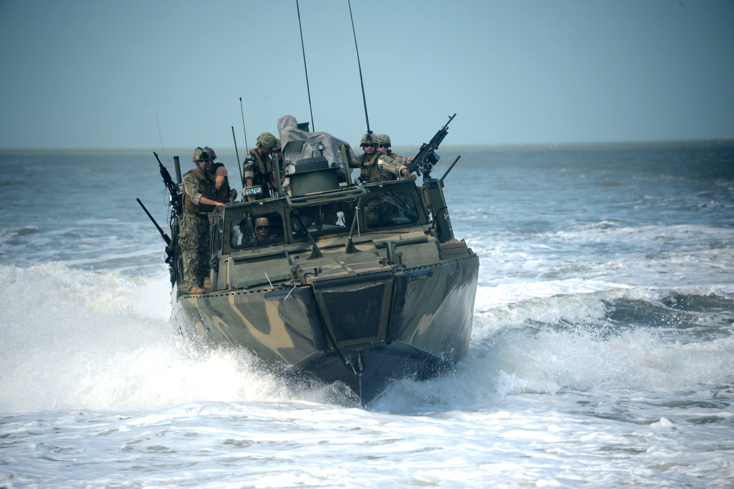 US Navy delivers powerful message to Iran in escalating maritime standoff