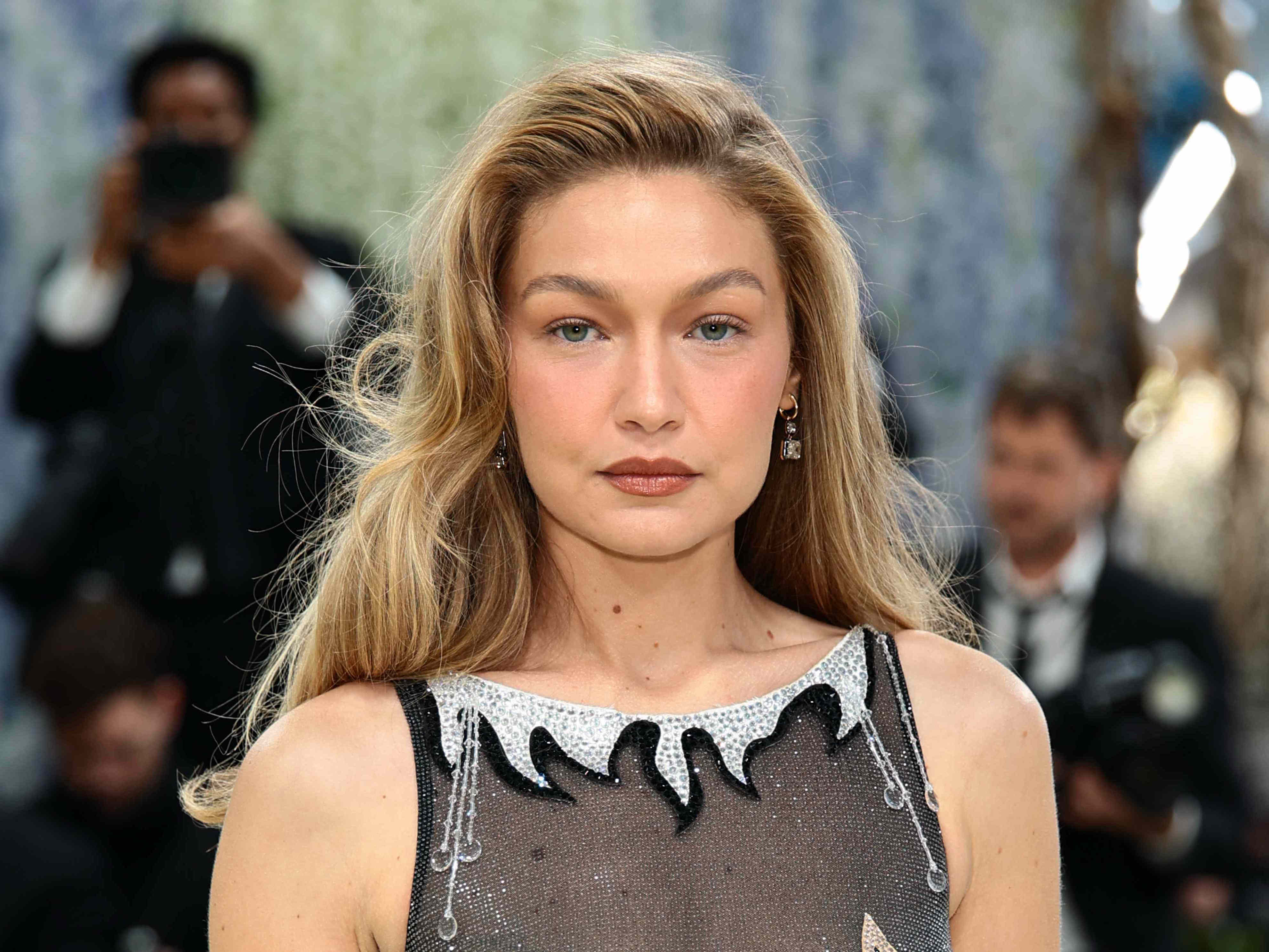 Gigi Hadid’s $12 plumping foundation is a summer makeup essential for ...