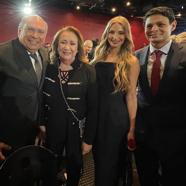 Irina Baeva y Giovanni Medina presumen su amor en la boda de Karla Díaz ...