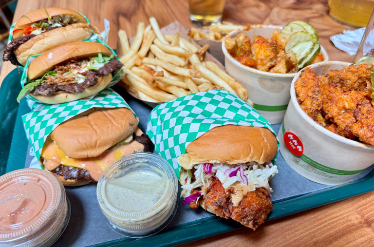 Follow the queue to Outer Sunset smash burger nirvana