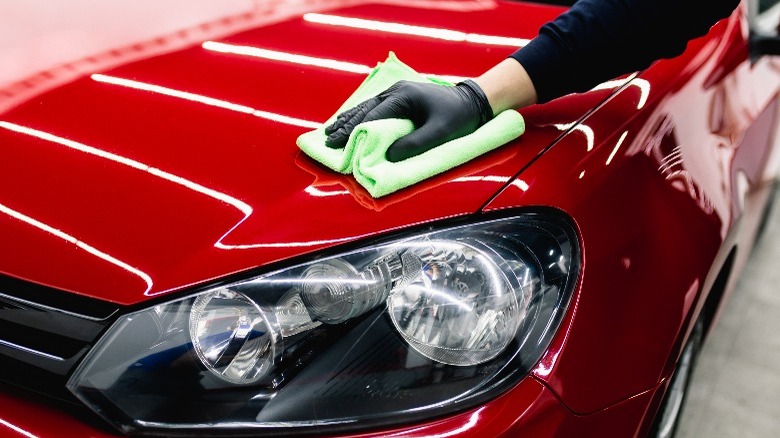 5 common mistakes that are ruining your car's paint