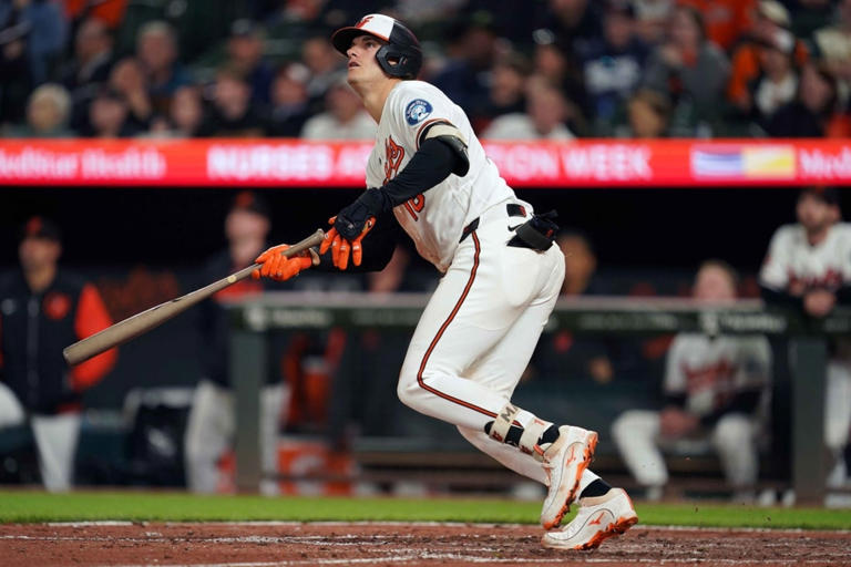 Buoyed by late-game heroics, Orioles shoot to extend Yankees' skid