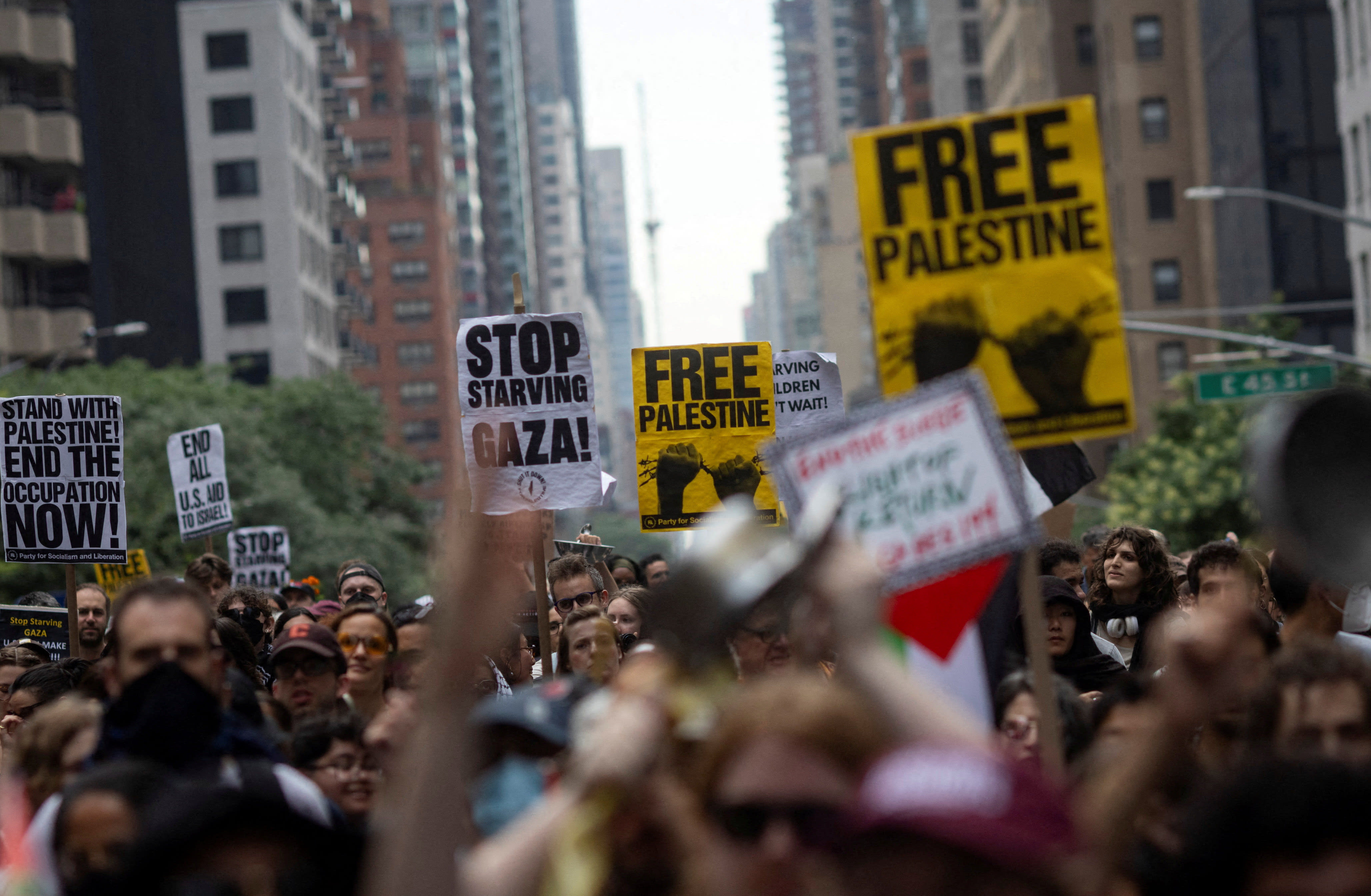 NYC anti-Israel activists with Hezbollah flags protest against ...