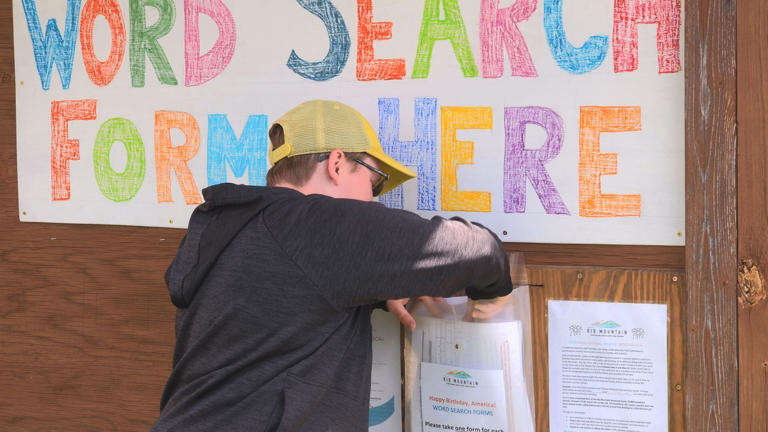 Rib Mountain hosts patriotic scavenger hunt for families