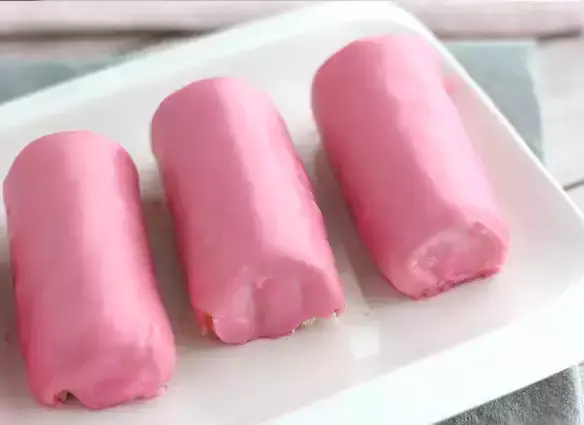 Pantera Rosa caseras, mini brazos de gitano de fresa
