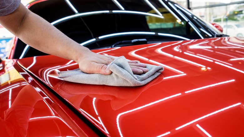 5 common mistakes that are ruining your car's paint