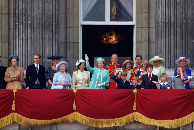 Why one royal bride found Buckingham Palace to be 'friendless' and ...