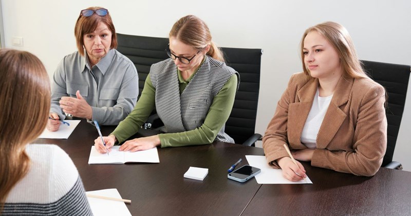 HR department admits they receive 2000 job applications for one ...