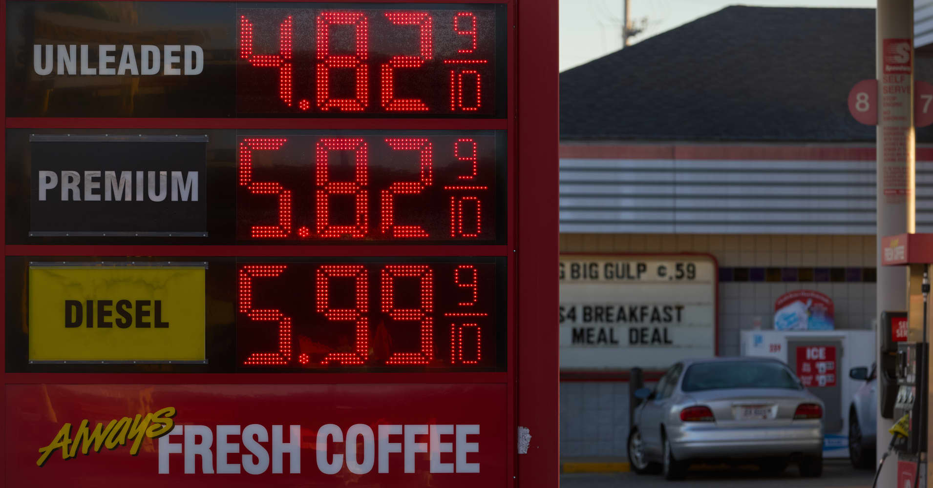Trump, congressional Republicans float suspending federal gas tax amid ...