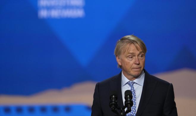 $1B sextortion: Chinese divorcee allegedly shakes down Bucks owner Wes ...