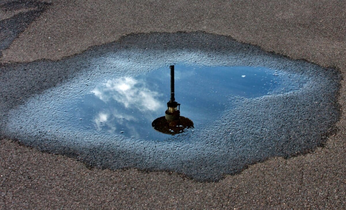 A middle school student built a sidewalk material that absorbs ...