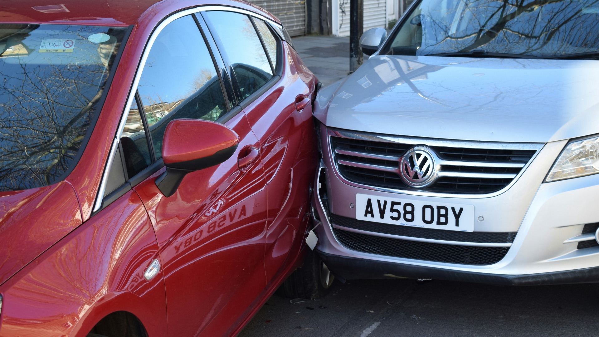 10 reasons you should never let someone else drive your car & 10 times ...